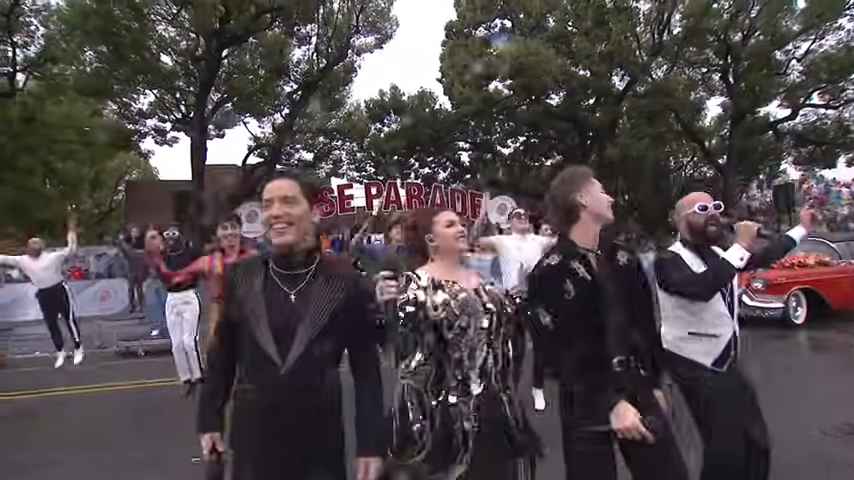 Rose Parade Organizers Apologize After “Technical Challenges” Ruin DEK ...